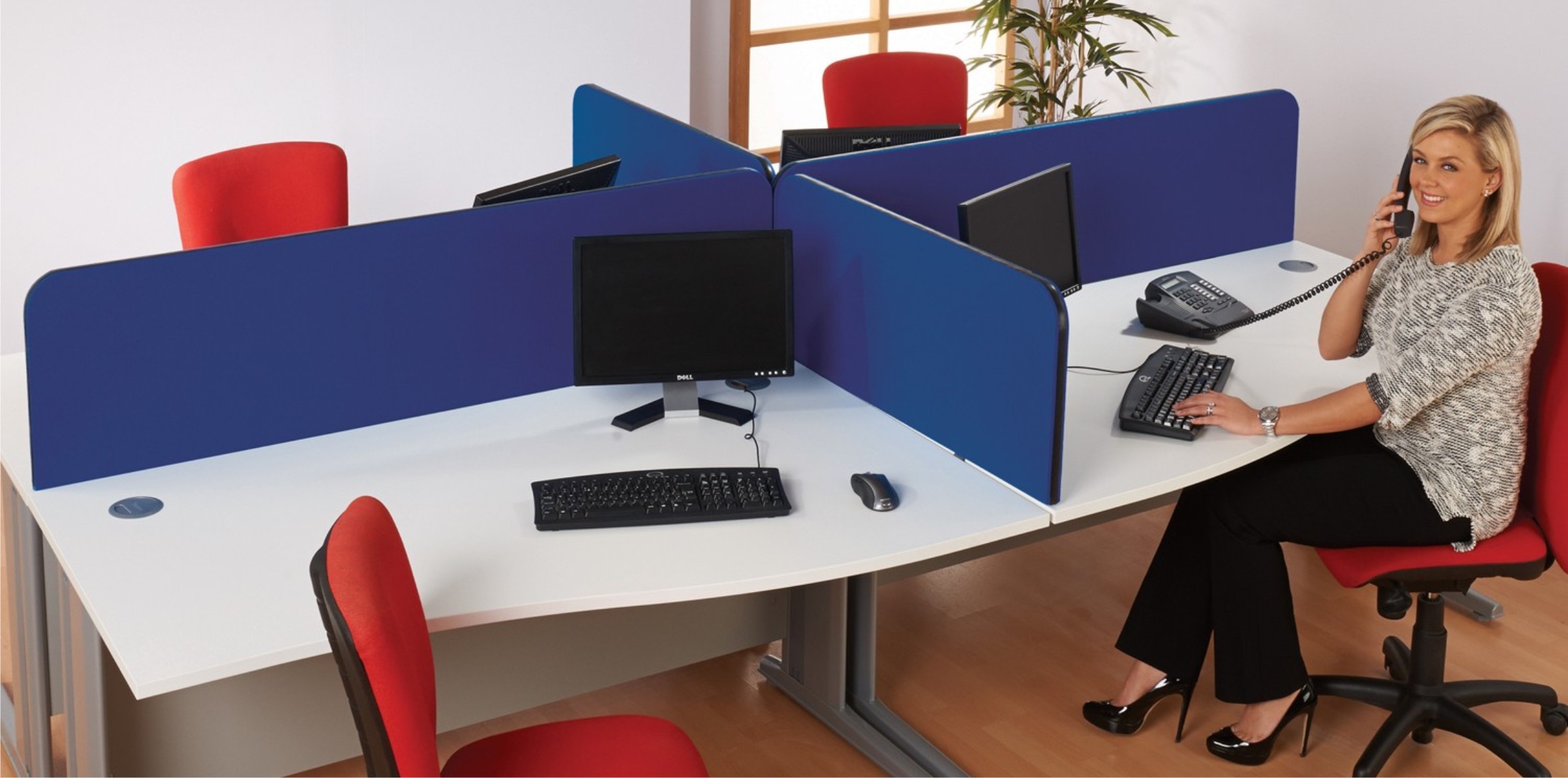 BusyScreen - Curve Desk Screens - Signs 4 Schools